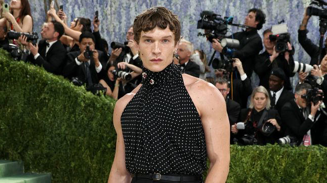 Connor Storrie ditches his coat in bold Met Gala debut