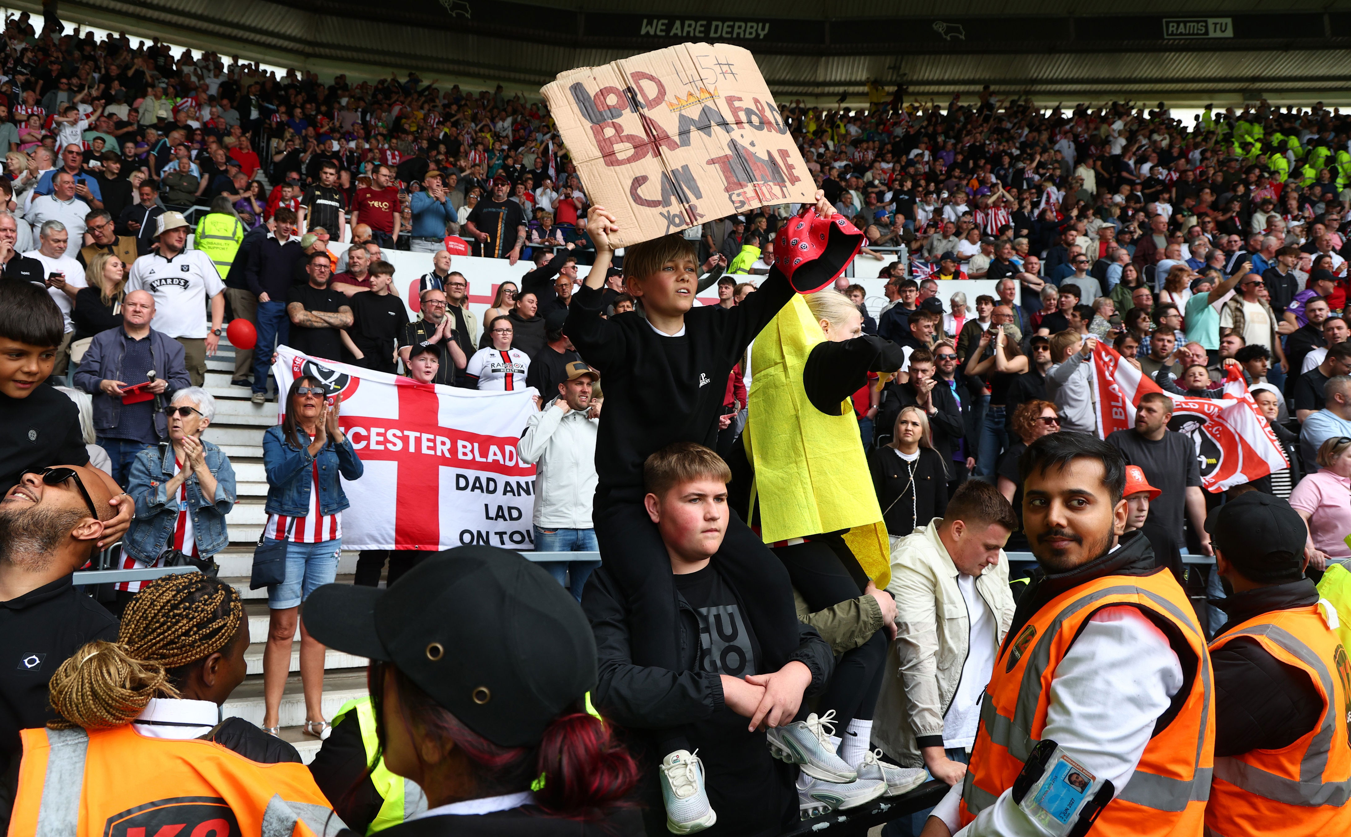Spot a Sheffield United fan you know at Derby County as brilliant ...