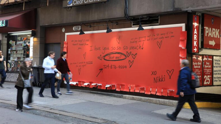 ‘Obsession’s “Nikki” expresses her intense love all over billboards in ...
