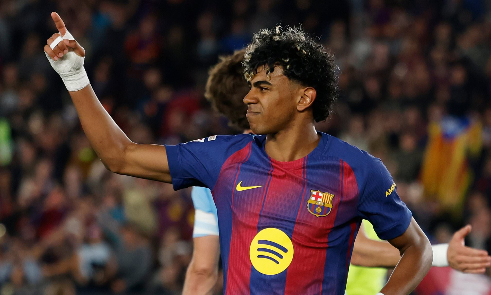 Barcelona choose surprise English club for pre-season friendly