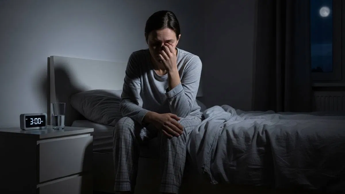 ¿Por qué te despiertas a mitad de la noche? 9 causas respaldadas por ...