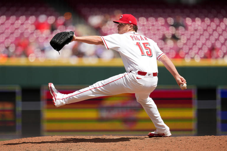 Emilio Pagan out 4-8 weeks with grade 2 hamstring strain