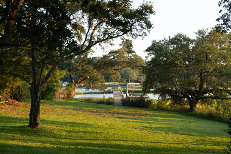 James Van Der Beek’s home in 'Dawson’s Creek' sells in real life for $2.73M
