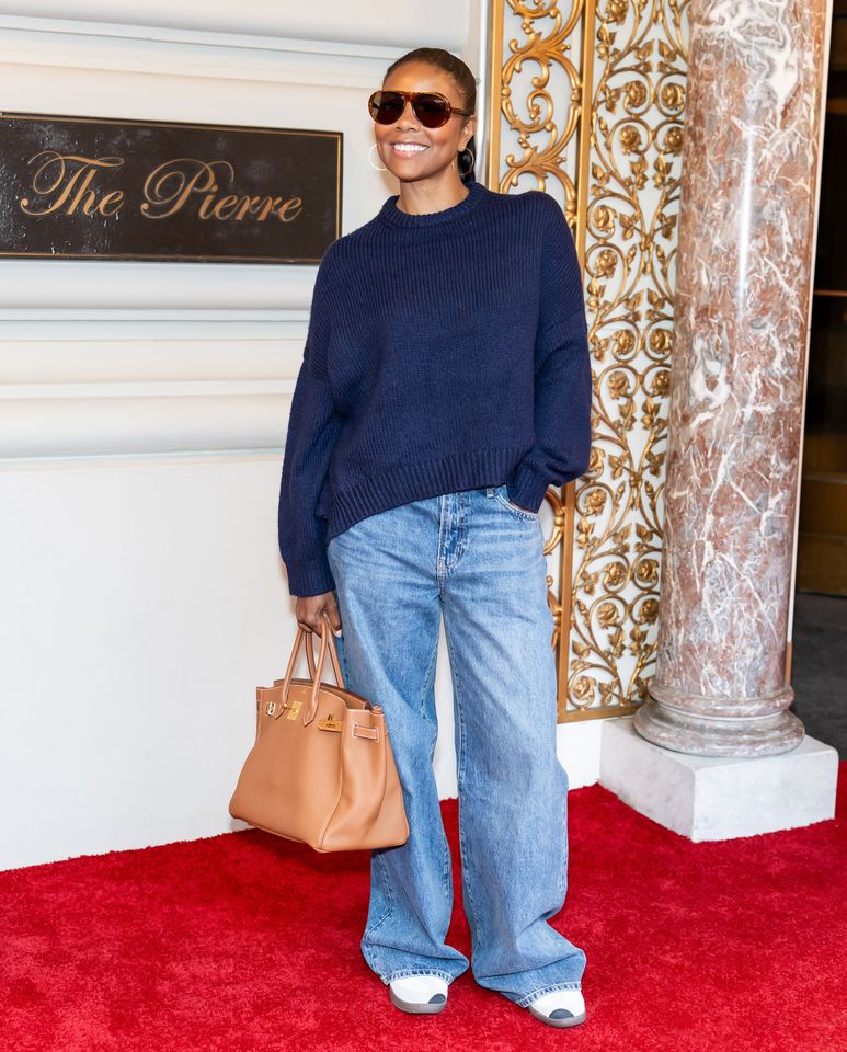 Gabrielle Union wore the ridiculously easy jeans-and-sneaker combo that ...