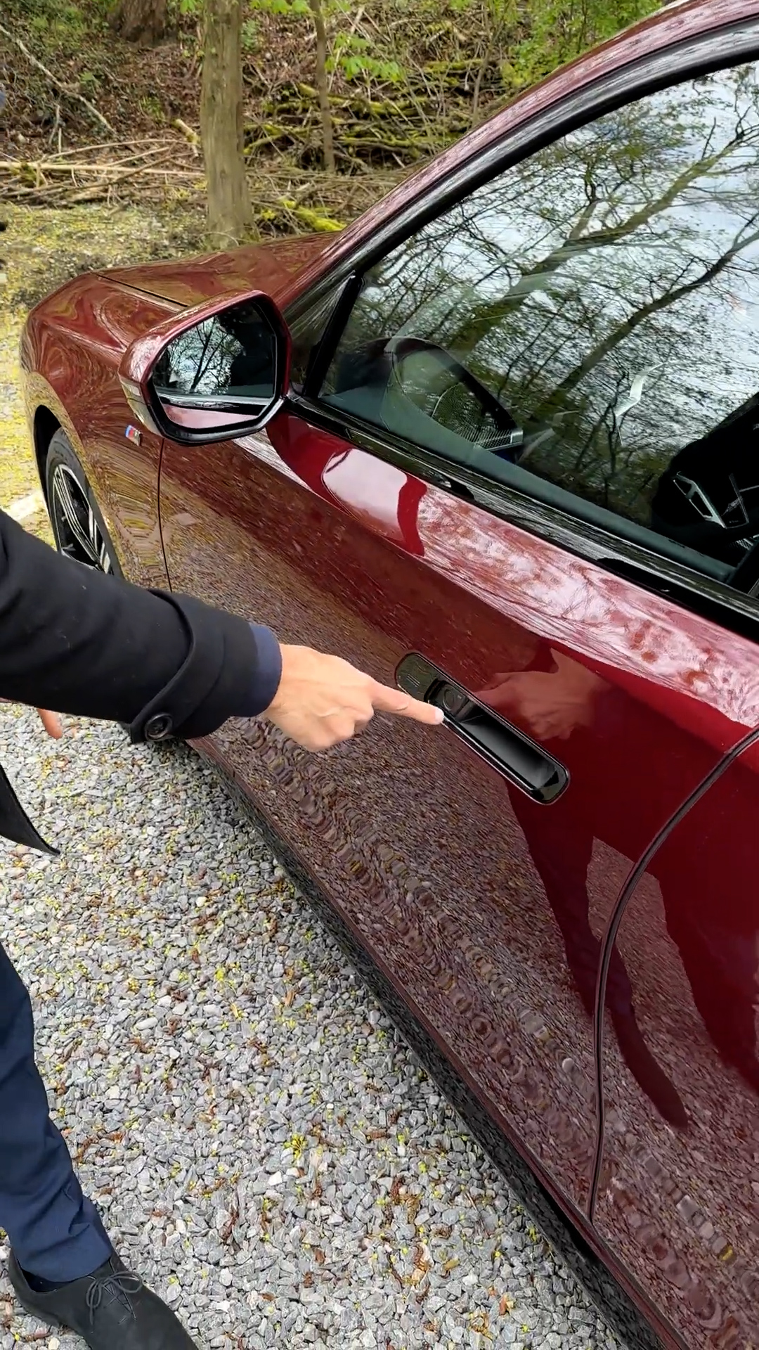 BMW 7 series with a unique door mechanism