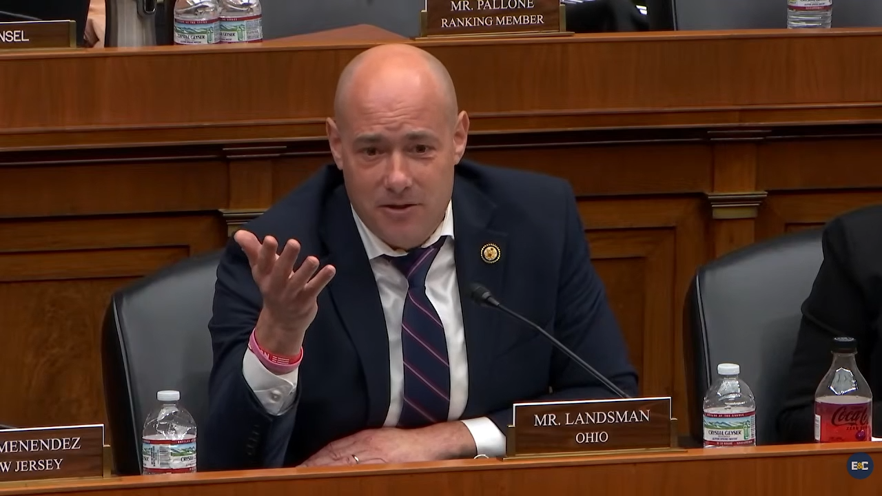'It's so absurd': Greg Landsman puts Lee Zeldin in his place over bogus ...