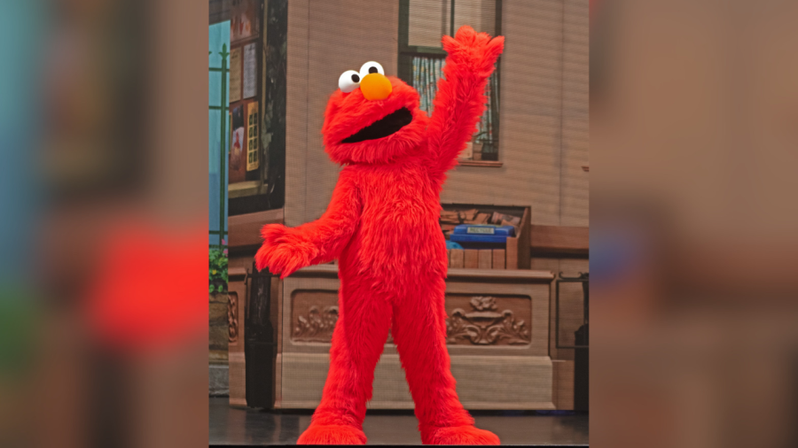 Elmo’s got the moves live show coming to Bloomington