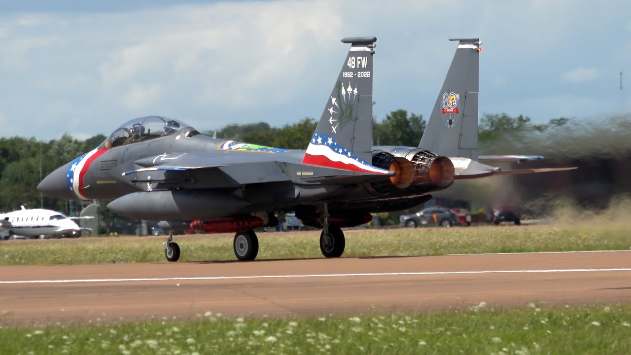 Watch this Strike Eagle roar off the runway - "You can feel it through ...