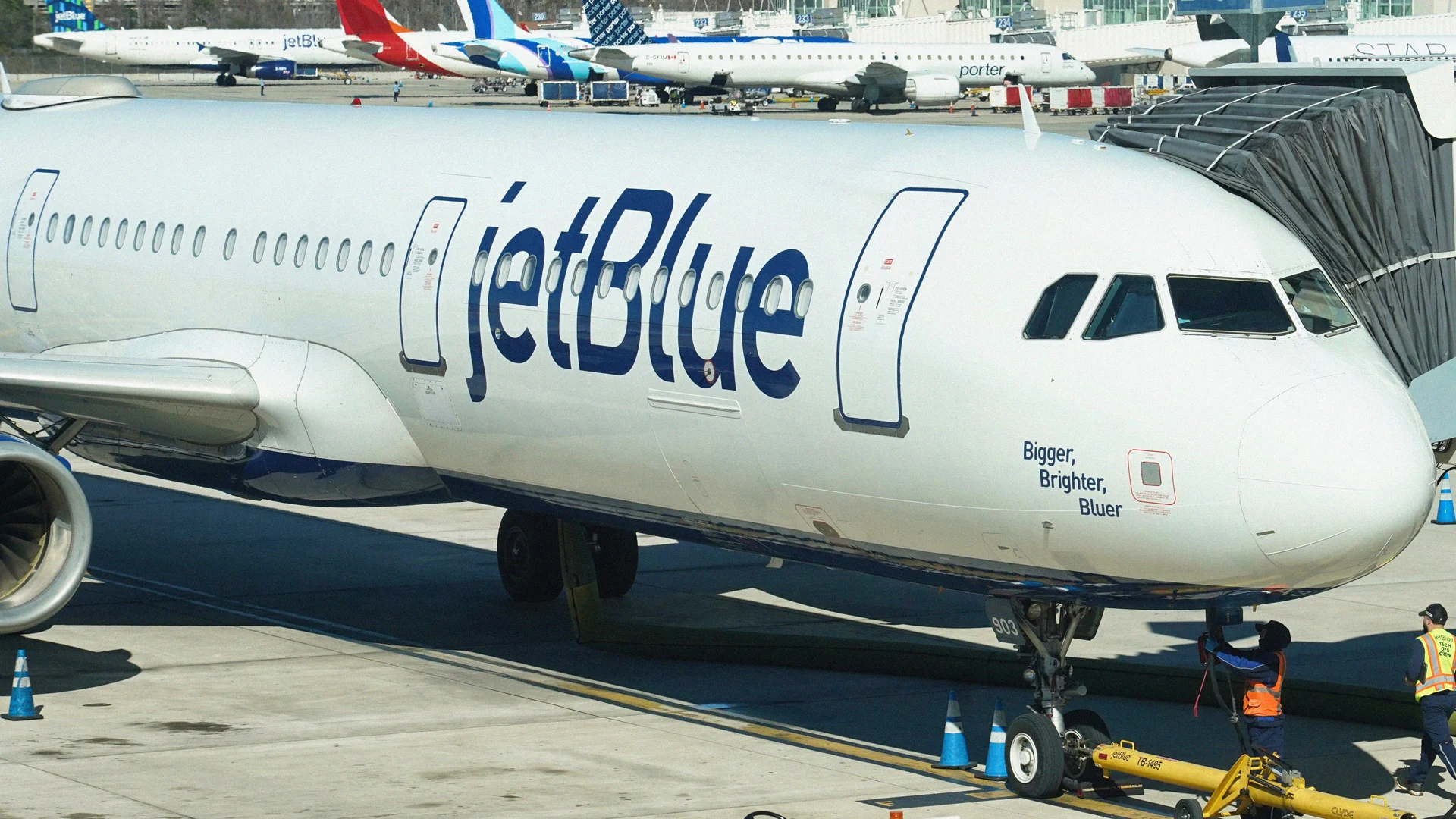 JetBlue’s Lifeline to Stranded Spirit Airline Passengers Doubles as a ...