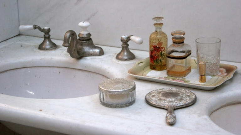 Not baskets or racks: Amazon has a vintage-inspired solution for ...