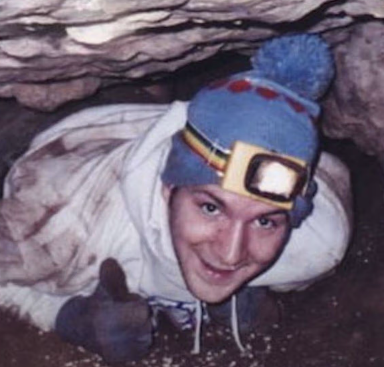 Never-before-seen footage shows attempts to rescue caver who died worst ...