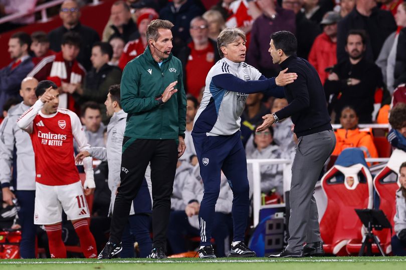 'Punch him in the face' - Bizarre Mikel Arteta criticism after Arsenal ...