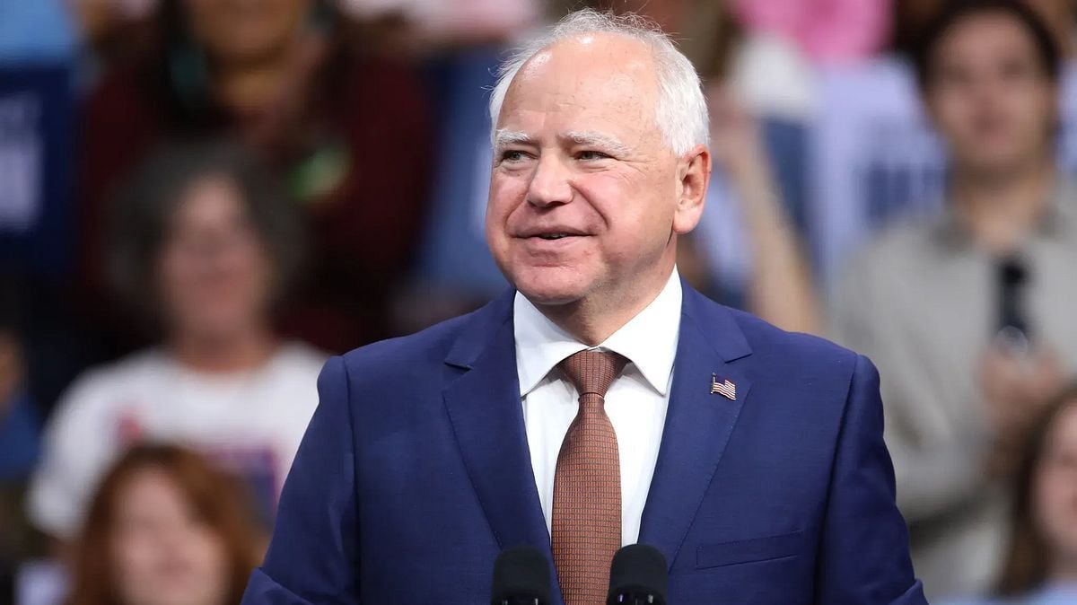 Walz restructures DHS leadership; Republicans question timing