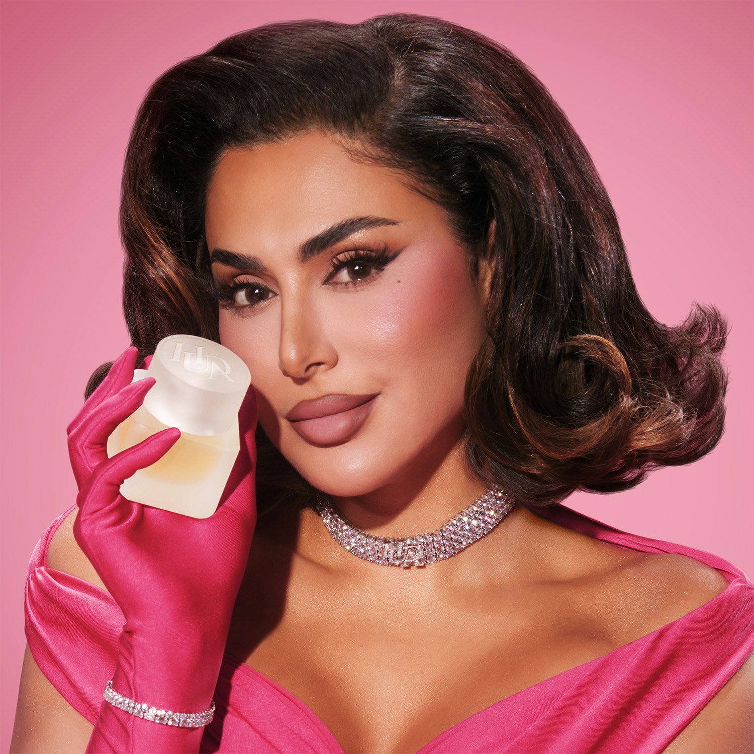 Huda Beauty is finally launching a perfume, this is everything we know ...