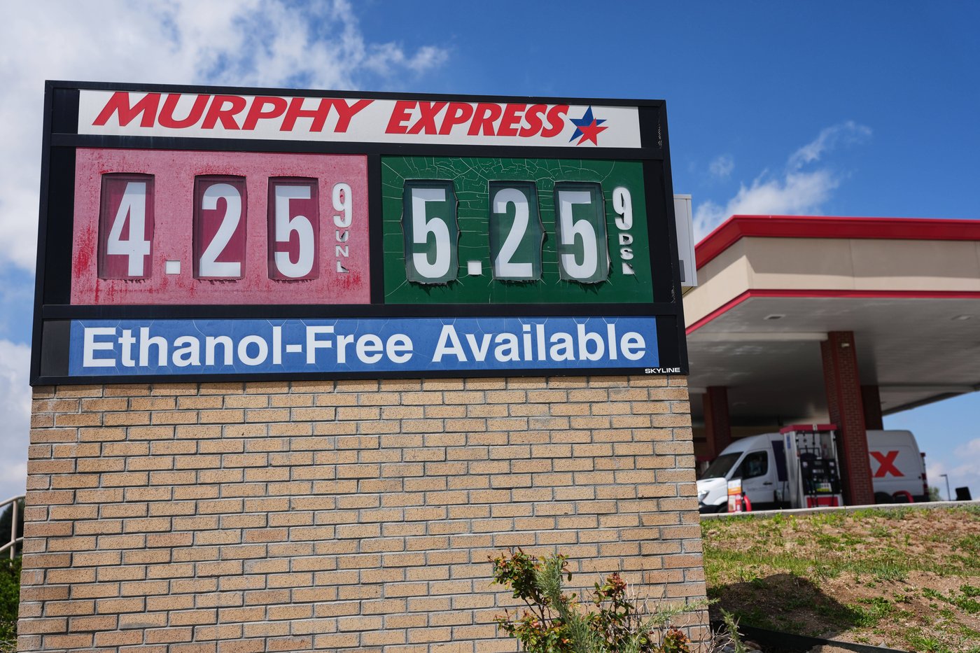 Lower-income Americans hit hardest by gas price spike, widening ...