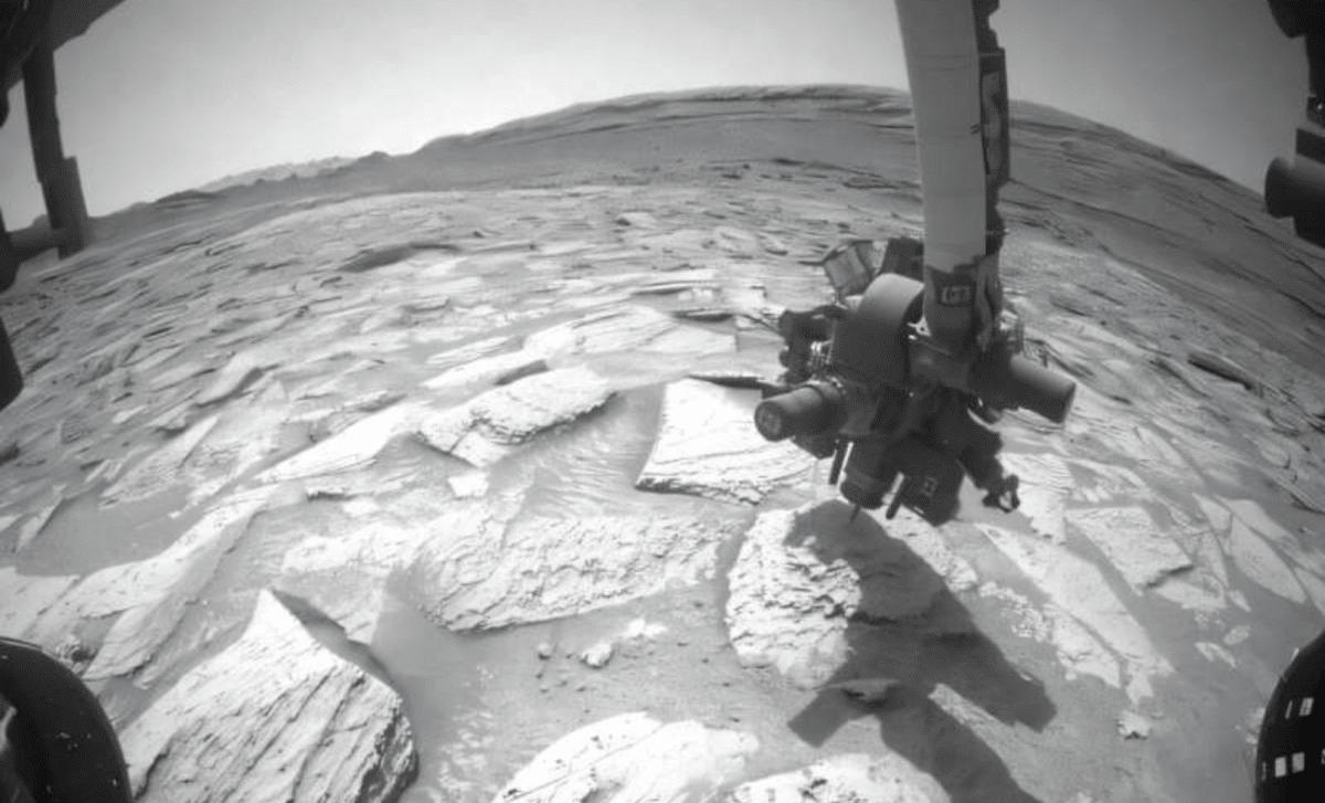 NASA’s Curiosity rover drill just broke new ground on Mars by freeing a ...