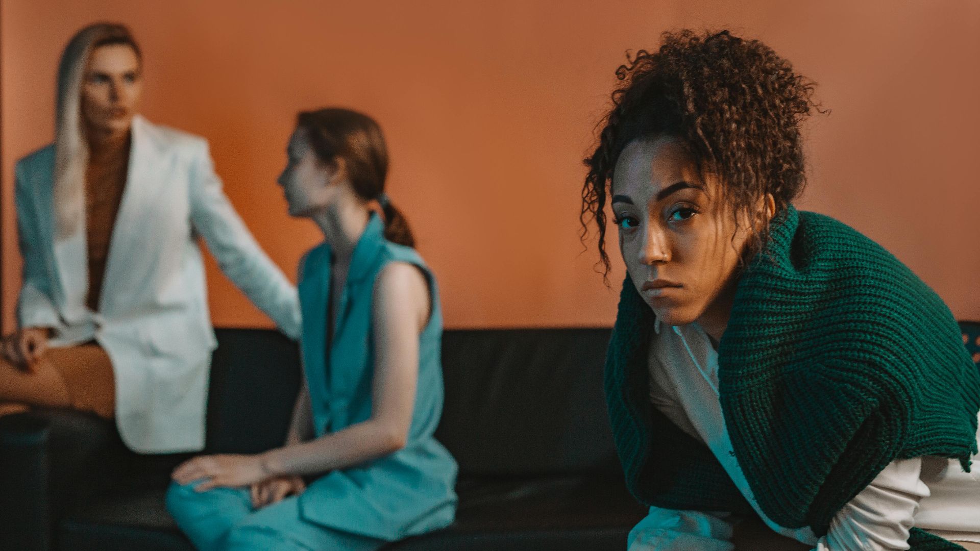 20 signs someone is quietly jealous of you