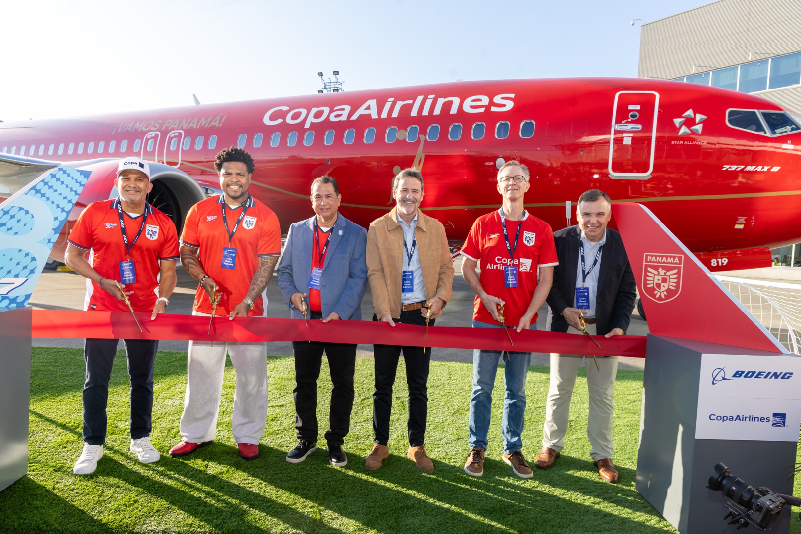Copa presenta el avión de la sele alegórico al equipo de Panamá en el ...