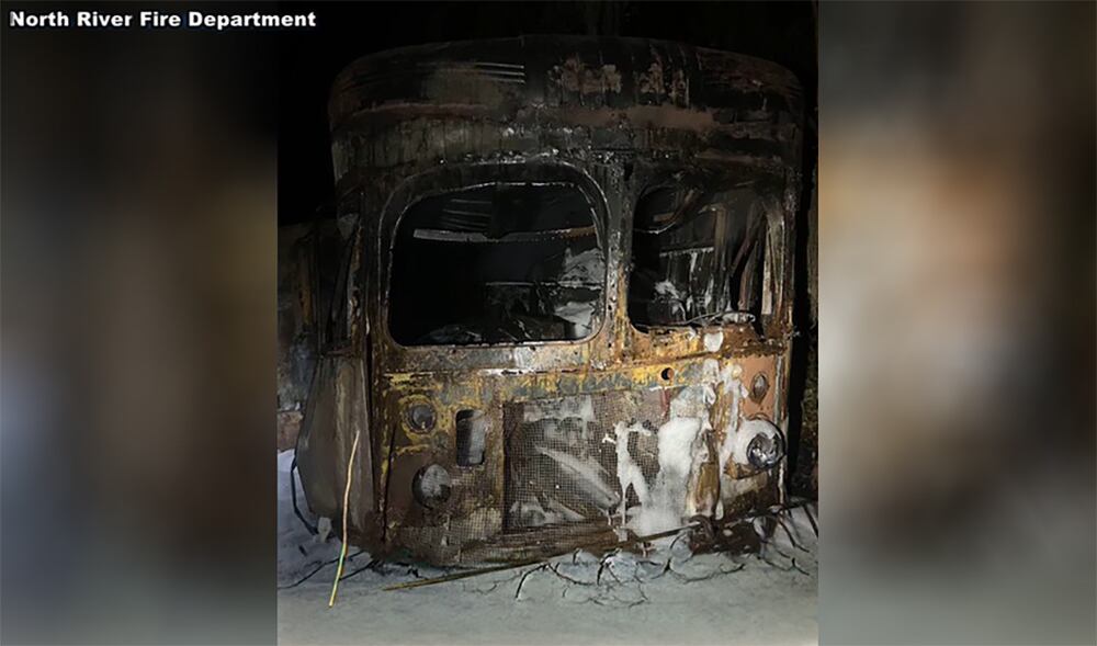 Man dies trying to save his camper from burning in Palmetto
