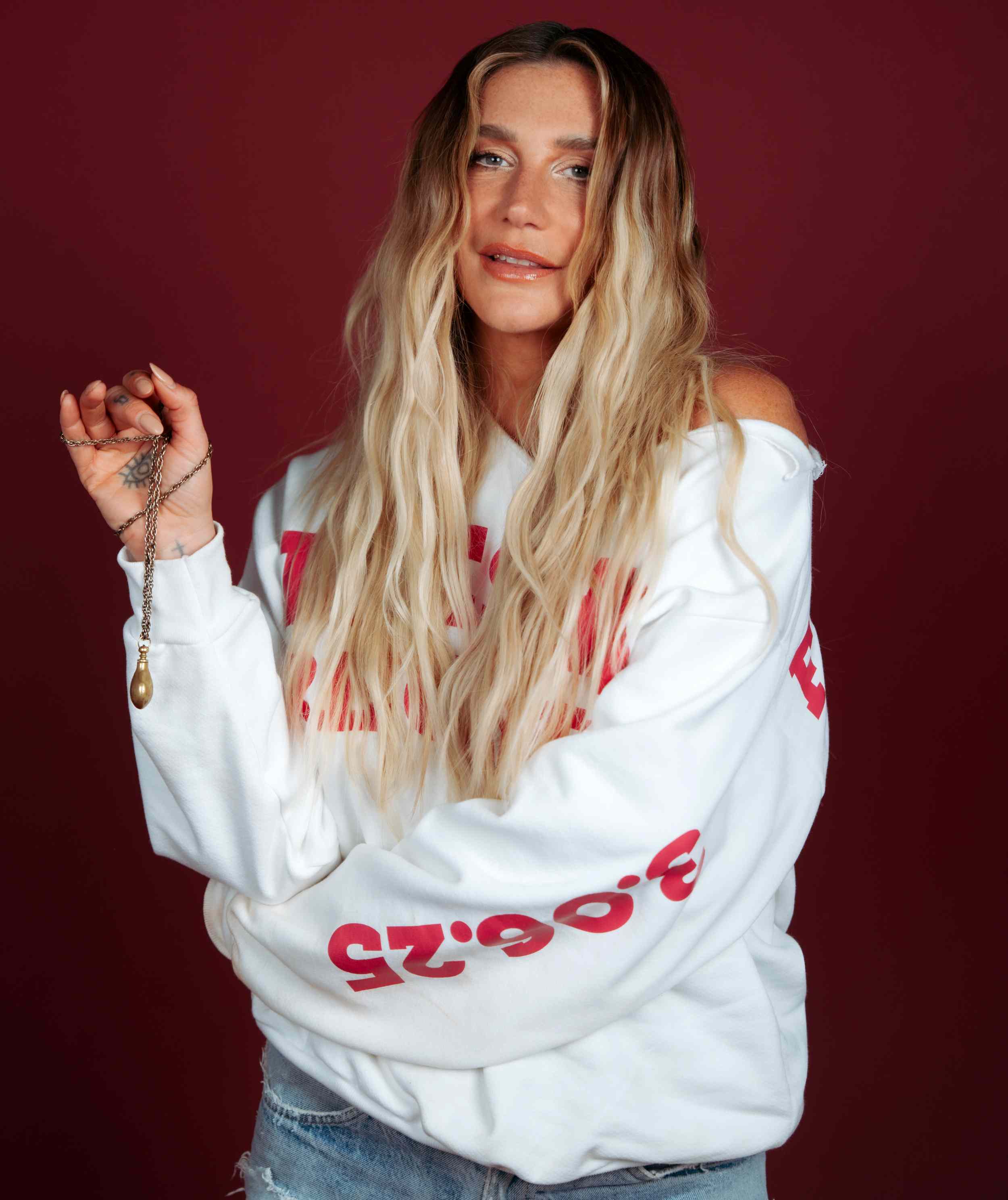 Kesha admits she took a samurai training class for 'healing' and 'ended ...