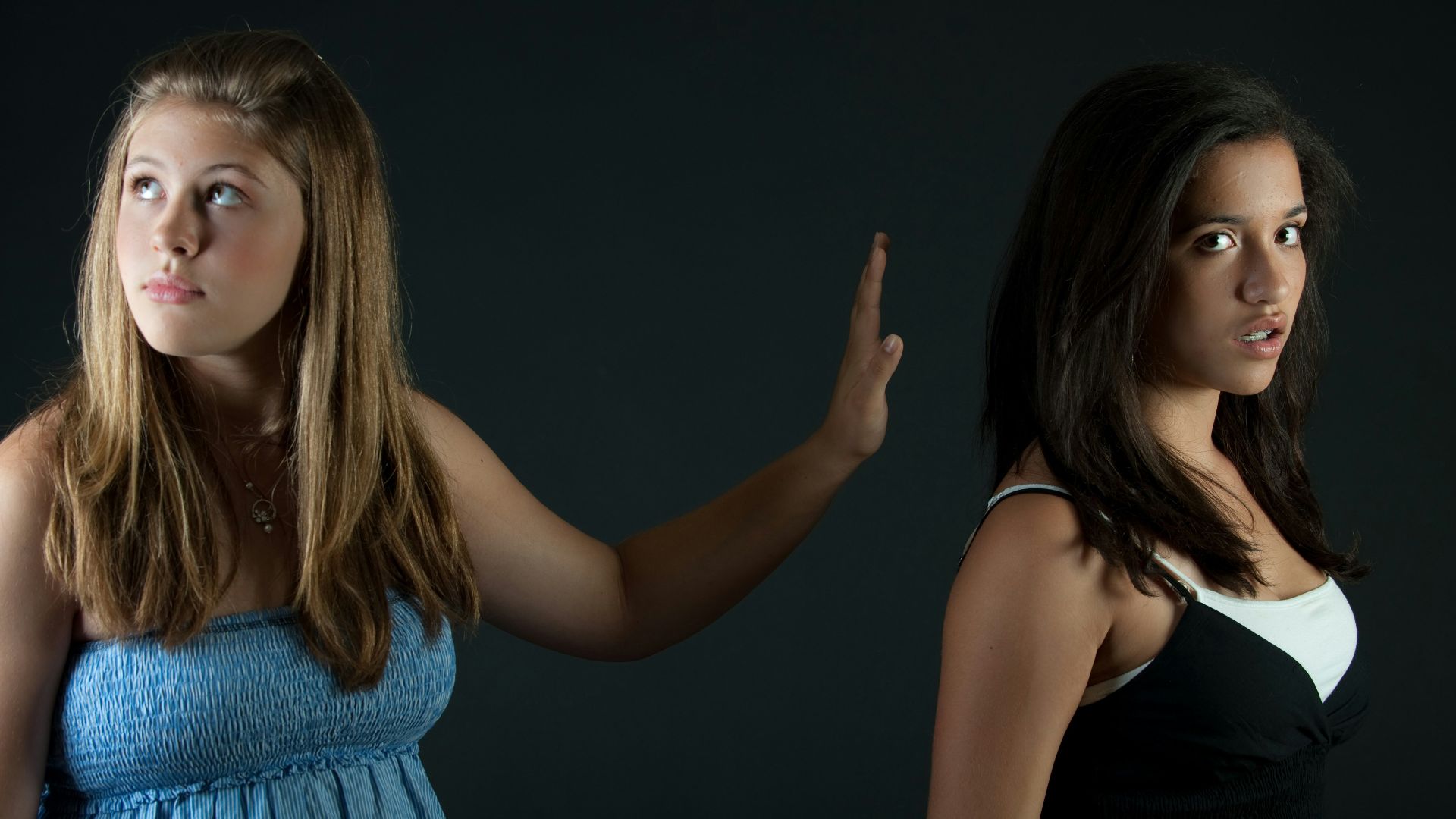 20 signs someone is quietly jealous of you