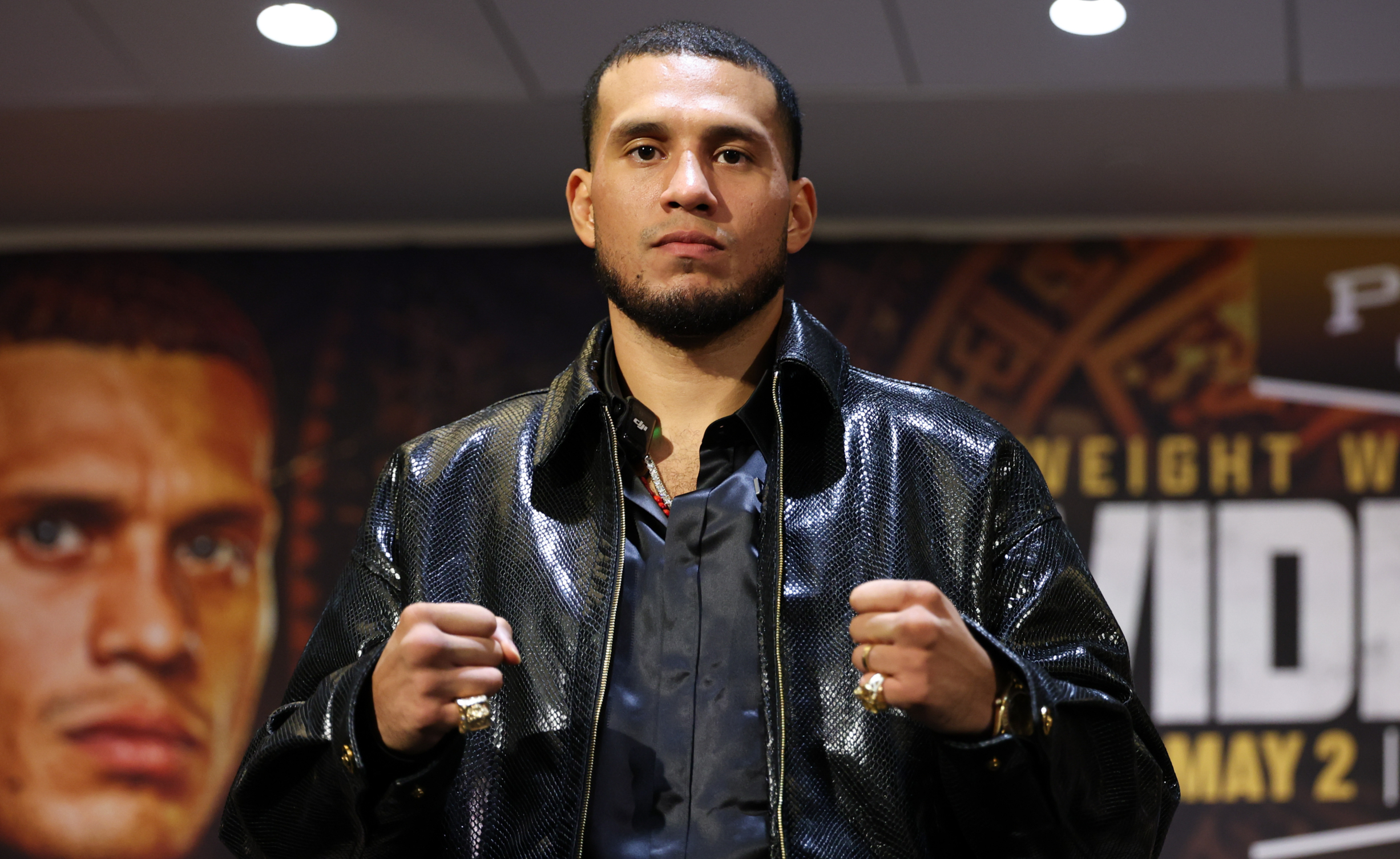 Roy Jones: Benavidez 'not smart' if he doesn't make Usyk fight next