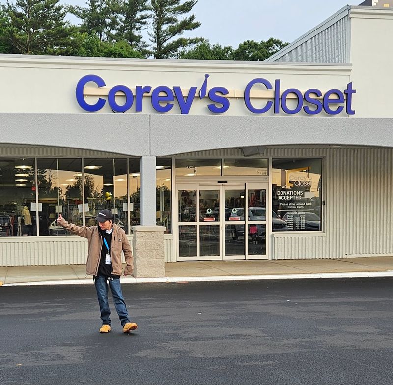 10 massive thrift stores in New Hampshire that feel almost too good to ...