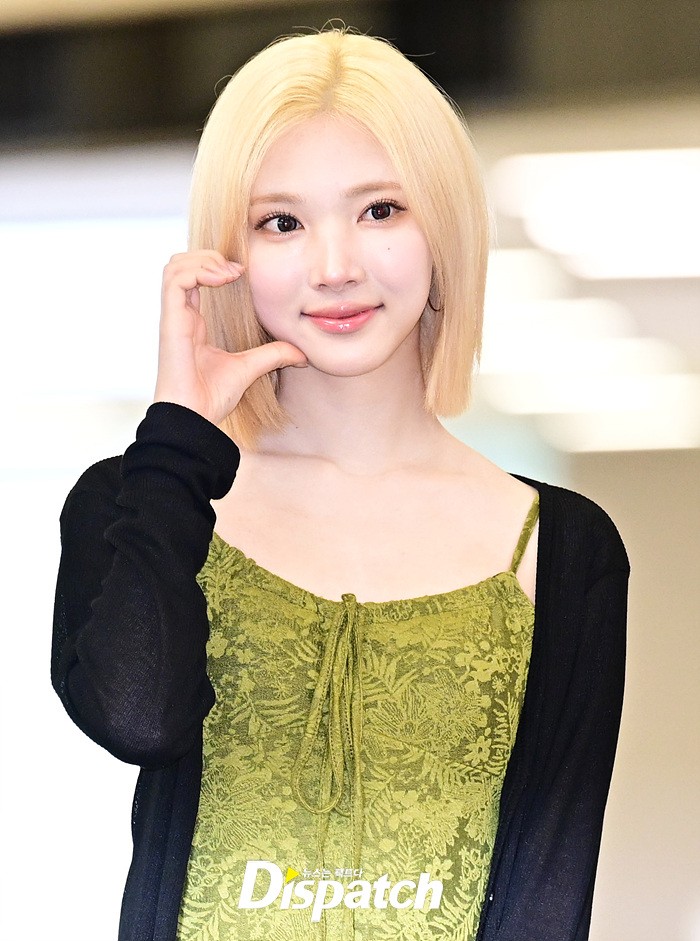 [현장포토] "아침을 깨운다"…지우, 금발의 러블리