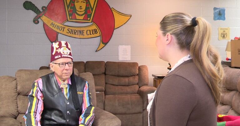 ‘I just wanted to be a clown’: Minot’s ‘Dizzy the Clown’ retiring after ...
