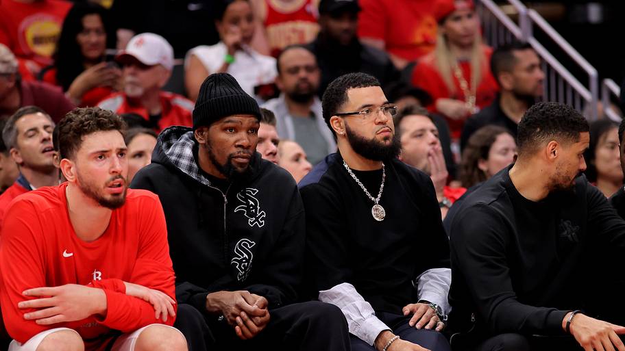 The Rockets believe in their veteran players