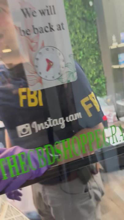 Video shows FBI in downtown Norfolk CBD Shoppe