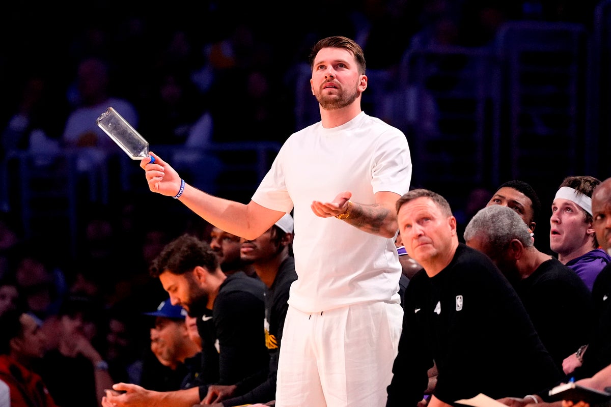 Doncic: frustrado, viajó a España por tratamiento especial para apurar ...