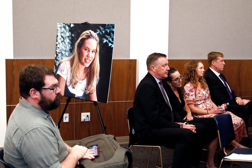 California police search home connected to campus killer 30 years after ...