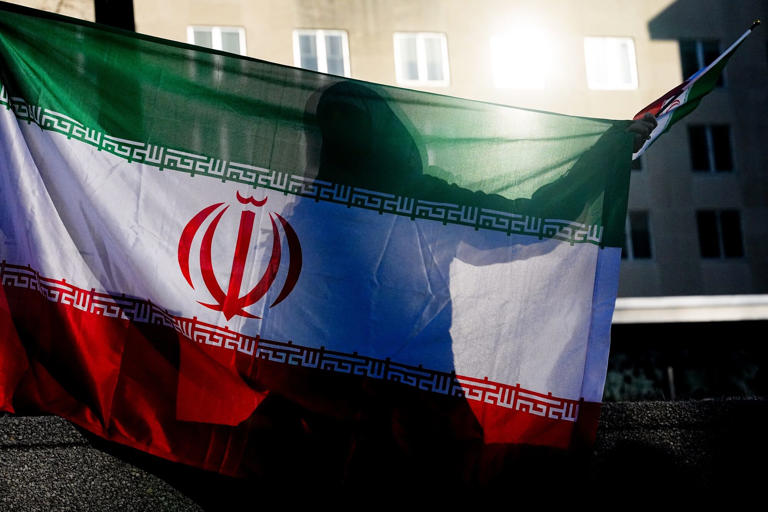 イランの港湾、ホルムズ海峡で商船を支援する用意－国営テレビ