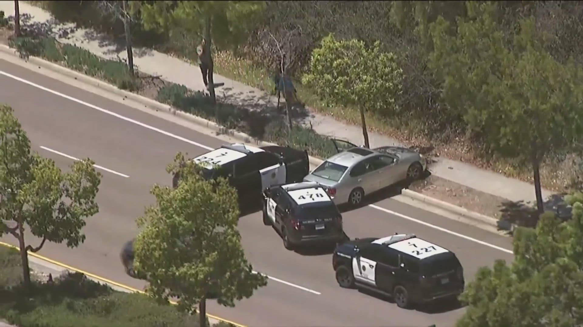 Stolen vehicle pursuit ends in Poway after San Diego police officer ...