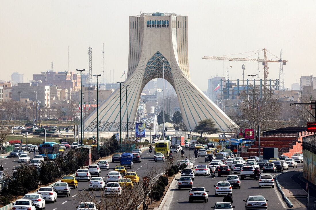 US, Iran weigh potential deal as Trump seeks way out of war