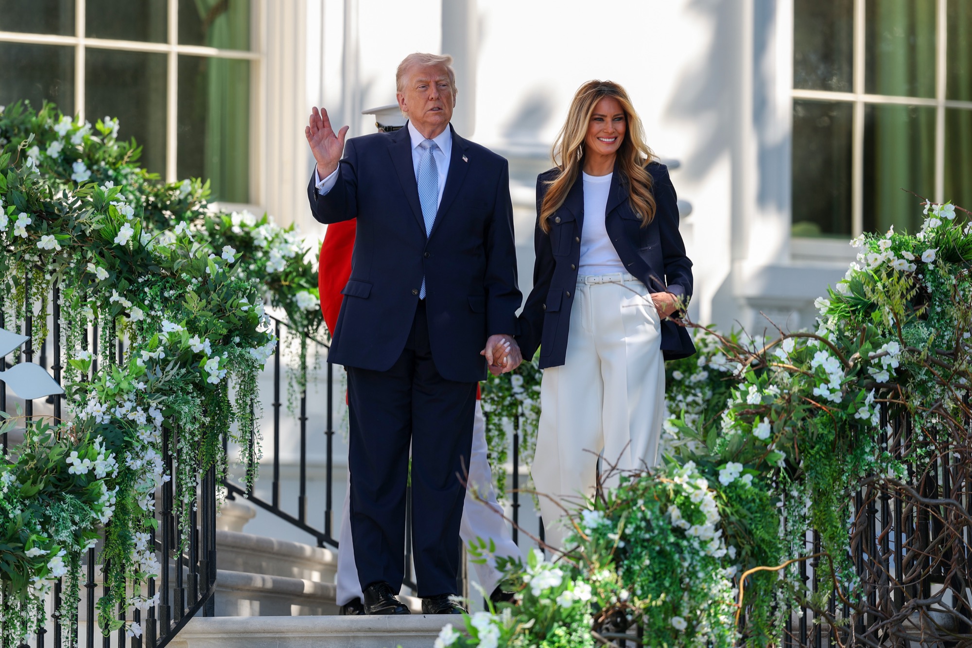 Donald Trump apologizes to Melania for misspelling her name on social media