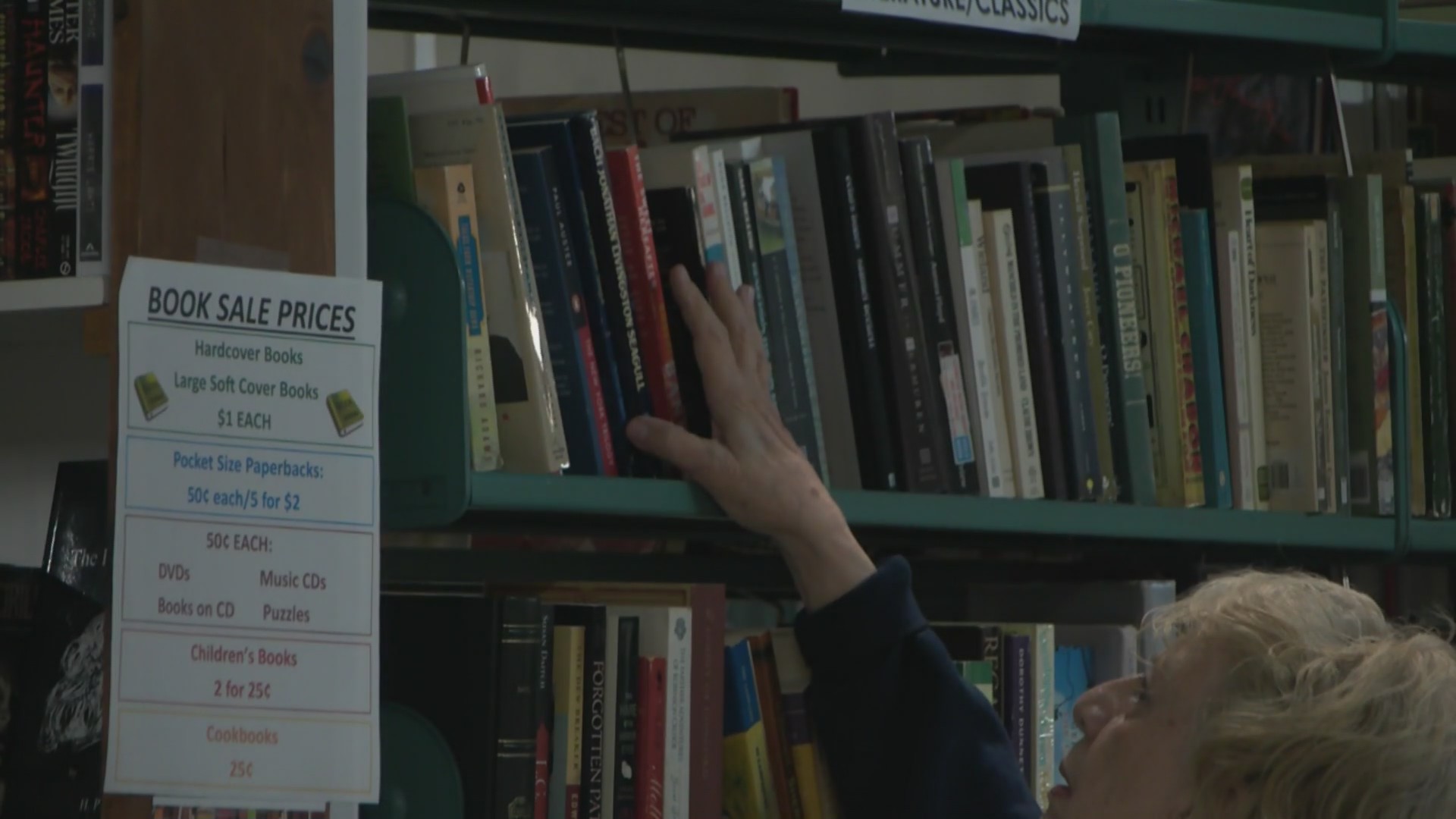 Library connecting people with books opens up book cellar | 28/22 News