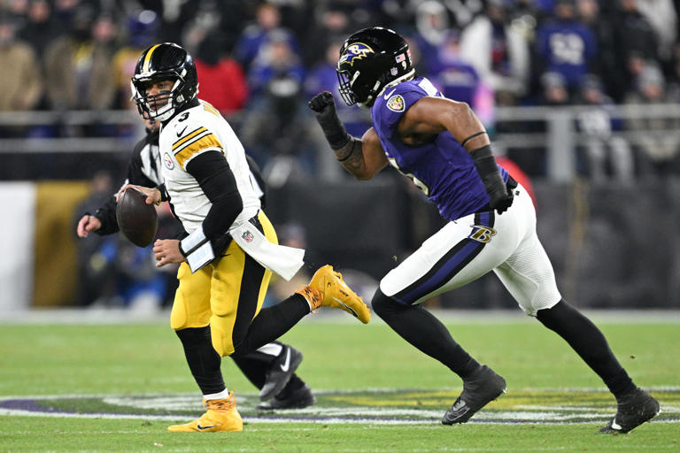 Former Steelers QB Russell Wilson gets offer from New York Jets