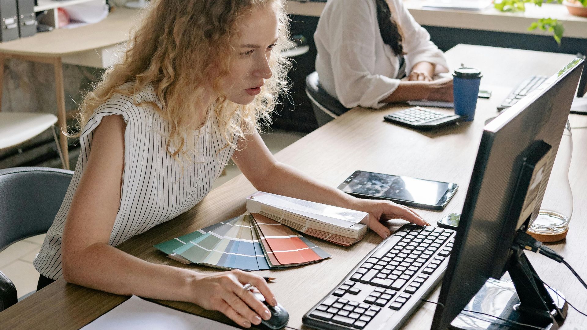 10 work boundaries that protect you & 10 that quietly make you replaceable