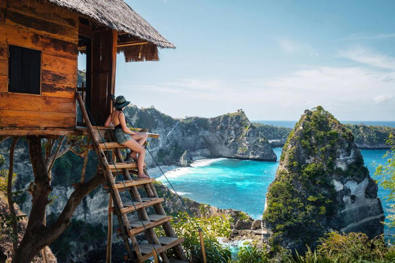 Bali holiday accident leaves tourist, 29, with fractured skull and ...