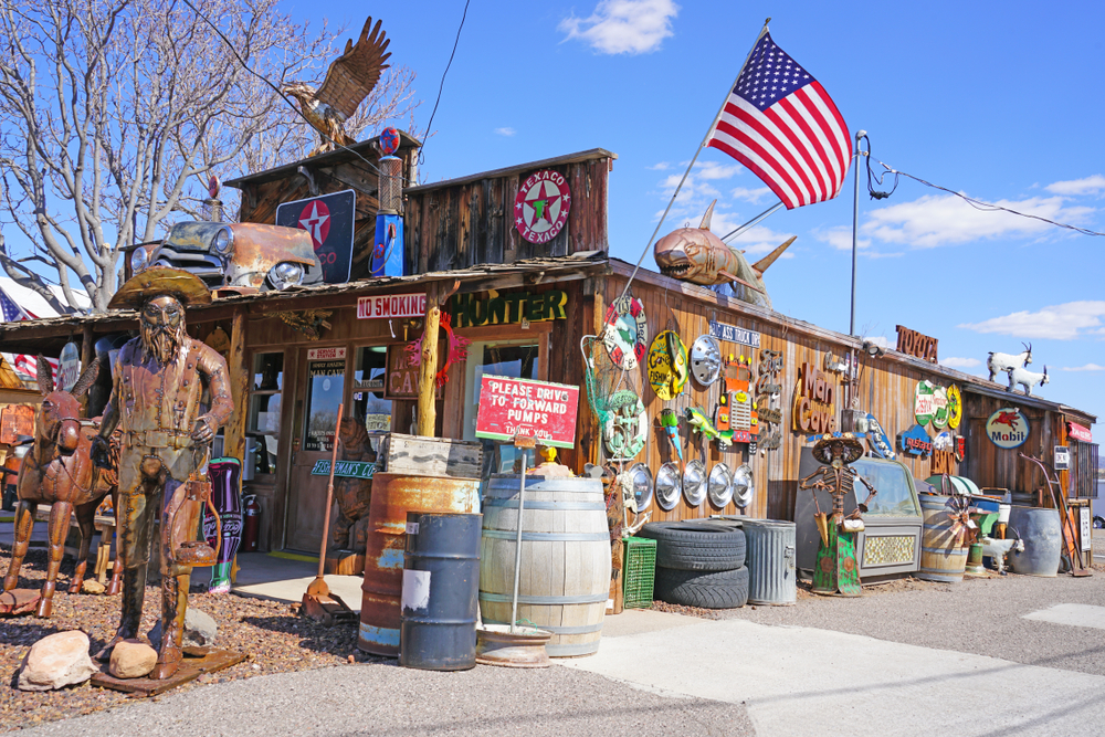 One small Arizona town has ancient ruins, a wine trail, and a canyon ...