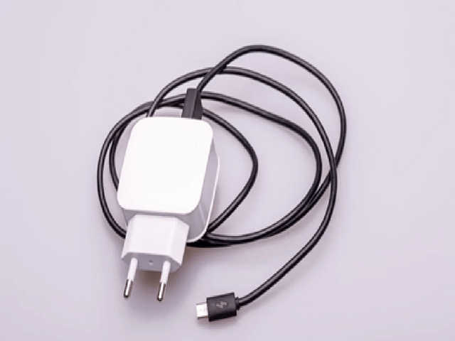 Charging cable keeps breaking again and again? These common mistakes ...