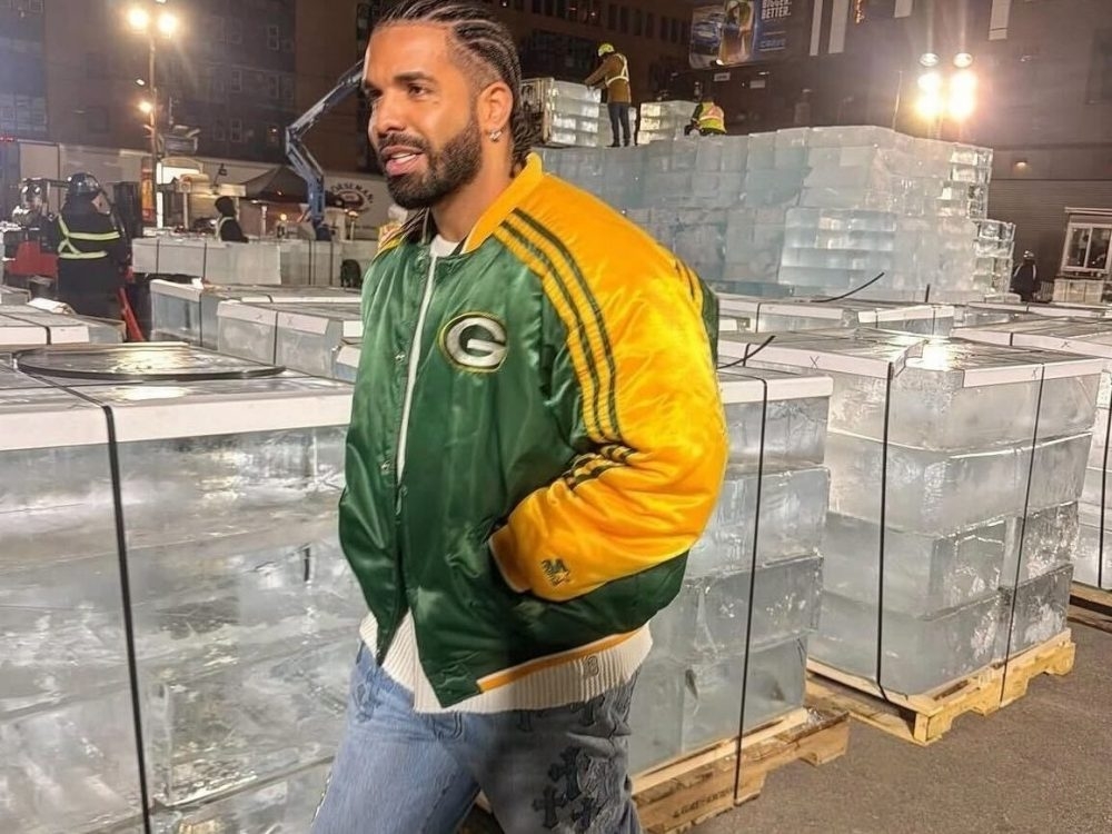 Look inside Drake's Toronto mansion as it gets icy makeover