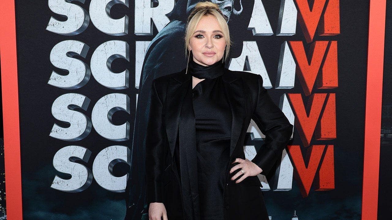 Hayden Panettiere has a very important message to share with everyone ...