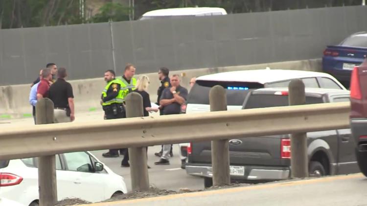 Police investigate apparent murder-suicide after crash on Southwest ...