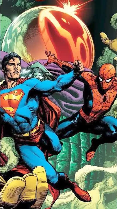 Mysterio uses a red lantern on the Hulk!