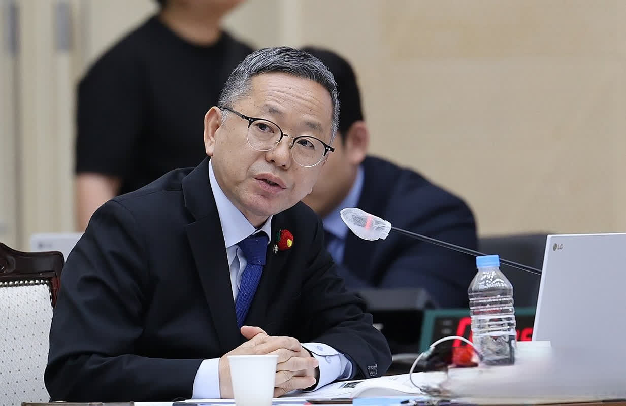 김문수 "따까리 하려면 공무원 해야지"…野 "딱 민주당 수준" 맹폭