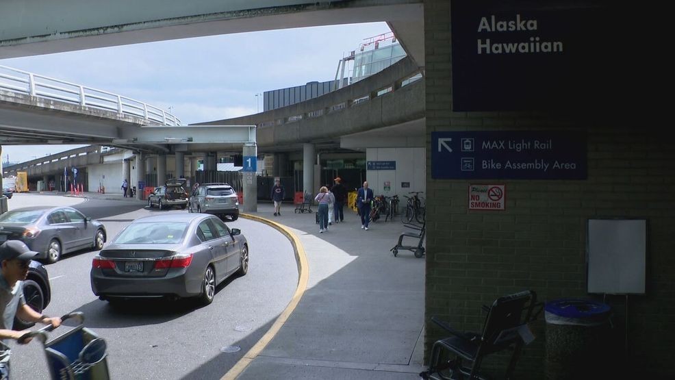 Man in ICU after being thrown from car during PDX carjacking