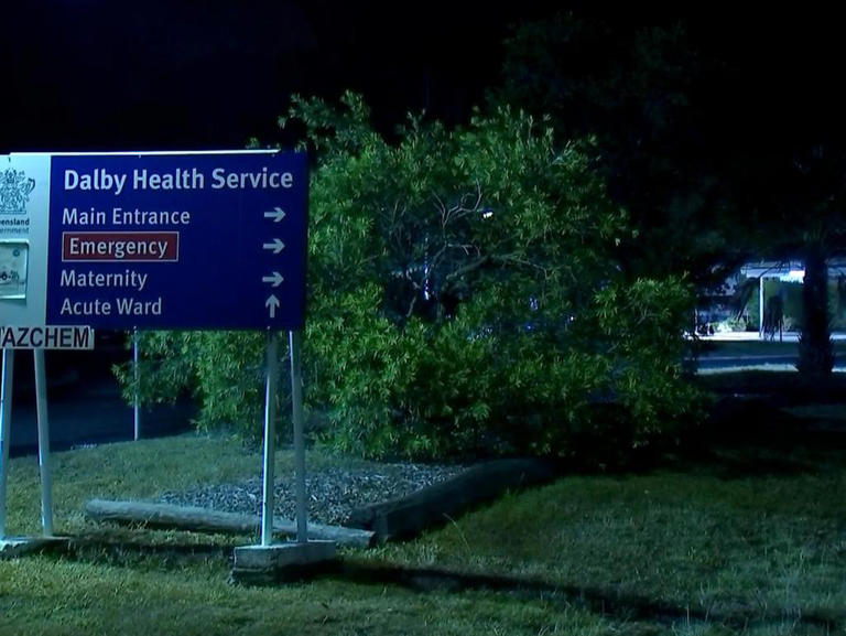 Man injured after random stabbing: cops
